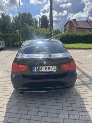 Black BMW 318 2011 in Cesis, with an engine capacity of 2.00 L and mileage of 0 thousand km for 4100 €, photo 5 on AUTOMOTO.COM.LV