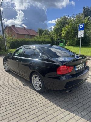 Black BMW 318 2011 in Cesis, with an engine capacity of 2.00 L and mileage of 0 thousand km for 4100 €, photo 6 on AUTOMOTO.COM.LV