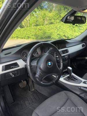 Black BMW 318 2011 in Cesis, with an engine capacity of 2.00 L and mileage of 0 thousand km for 4100 €, photo 10 on AUTOMOTO.COM.LV