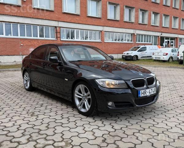 Melns BMW 318 2011 Rīga, ar dzinēja tilpumu 2.00 L un nobraukumu 259 tūkst. km par 4000 €, foto 2 vietnē AUTOMOTO.COM.LV