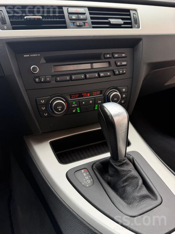 Melns BMW 318 2011 Rīga, ar dzinēja tilpumu 2.00 L un nobraukumu 259 tūkst. km par 4000 €, foto 9 vietnē AUTOMOTO.COM.LV