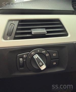 Black BMW 318 2011 in Riga, with an engine capacity of 2.00 L and mileage of 259 thousand km for 4000 €, photo 12 on AUTOMOTO.COM.LV