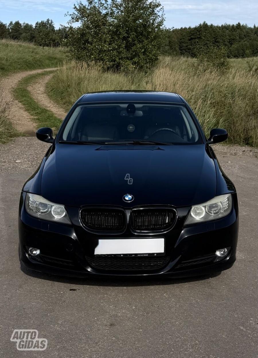 Melns BMW 318 2011 Viļņa, ar dzinēja tilpumu 2.00 L un nobraukumu 240 tūkst. km par 4800 €, foto 1 vietnē AUTOMOTO.COM.LV
