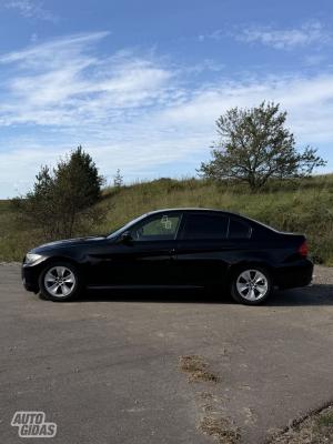 Melns BMW 318 2011 Viļņa, ar dzinēja tilpumu 2.00 L un nobraukumu 240 tūkst. km par 4800 €, foto 9 vietnē AUTOMOTO.COM.LV