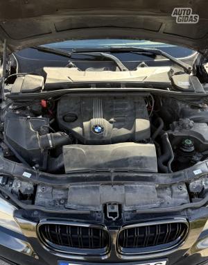 Melns BMW 318 2011 Viļņa, ar dzinēja tilpumu 2.00 L un nobraukumu 240 tūkst. km par 4800 €, foto 13 vietnē AUTOMOTO.COM.LV