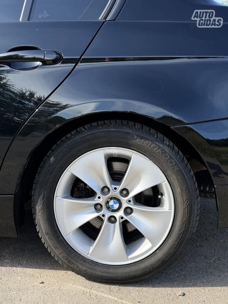 Melns BMW 318 2011 Viļņa, ar dzinēja tilpumu 2.00 L un nobraukumu 240 tūkst. km par 4800 €, foto 23 vietnē AUTOMOTO.COM.LV