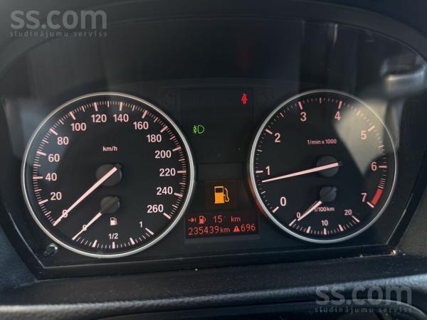 БМВ 318 2011 в Рига на AUTOMOTO.COM.LV Черный БМВ 318 2011 в Рига, объемом двигателя 2.00 л и пробегом 235 тыс. км за 4290 €, фото 10 на AUTOMOTO.COM.LV