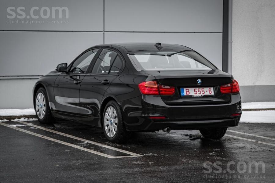 Black BMW 318 2012 in Riga, with an engine capacity of 2.00 L and mileage of 0 thousand km for 10250 €, photo 6 on AUTOMOTO.COM.LV