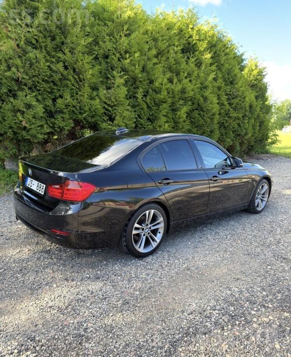 Melns BMW 318 2012 Bauska, ar dzinēja tilpumu 2.00 L un nobraukumu 289 tūkst. km par 8900 €, foto 3 vietnē AUTOMOTO.COM.LV