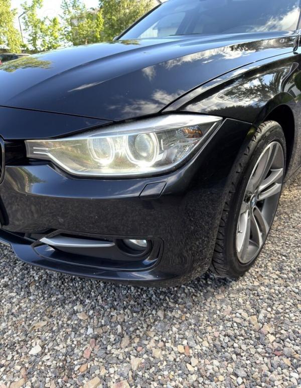 Melns BMW 318 2012 Bauska, ar dzinēja tilpumu 2.00 L un nobraukumu 289 tūkst. km par 8900 €, foto 9 vietnē AUTOMOTO.COM.LV