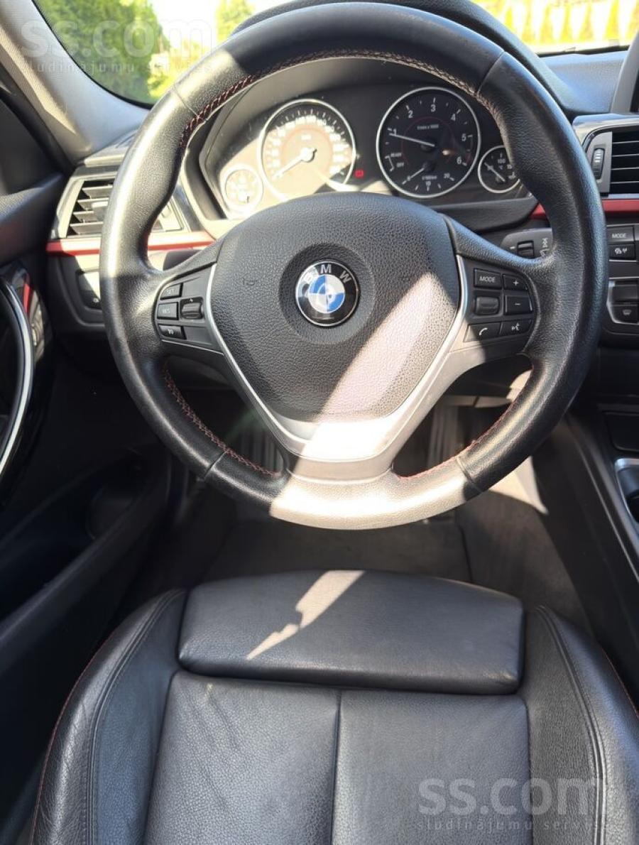 Melns BMW 318 2012 Bauska, ar dzinēja tilpumu 2.00 L un nobraukumu 289 tūkst. km par 8900 €, foto 13 vietnē AUTOMOTO.COM.LV