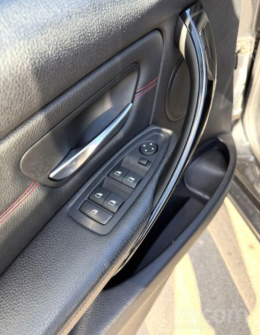 Melns BMW 318 2012 Bauska, ar dzinēja tilpumu 2.00 L un nobraukumu 289 tūkst. km par 8900 €, foto 14 vietnē AUTOMOTO.COM.LV