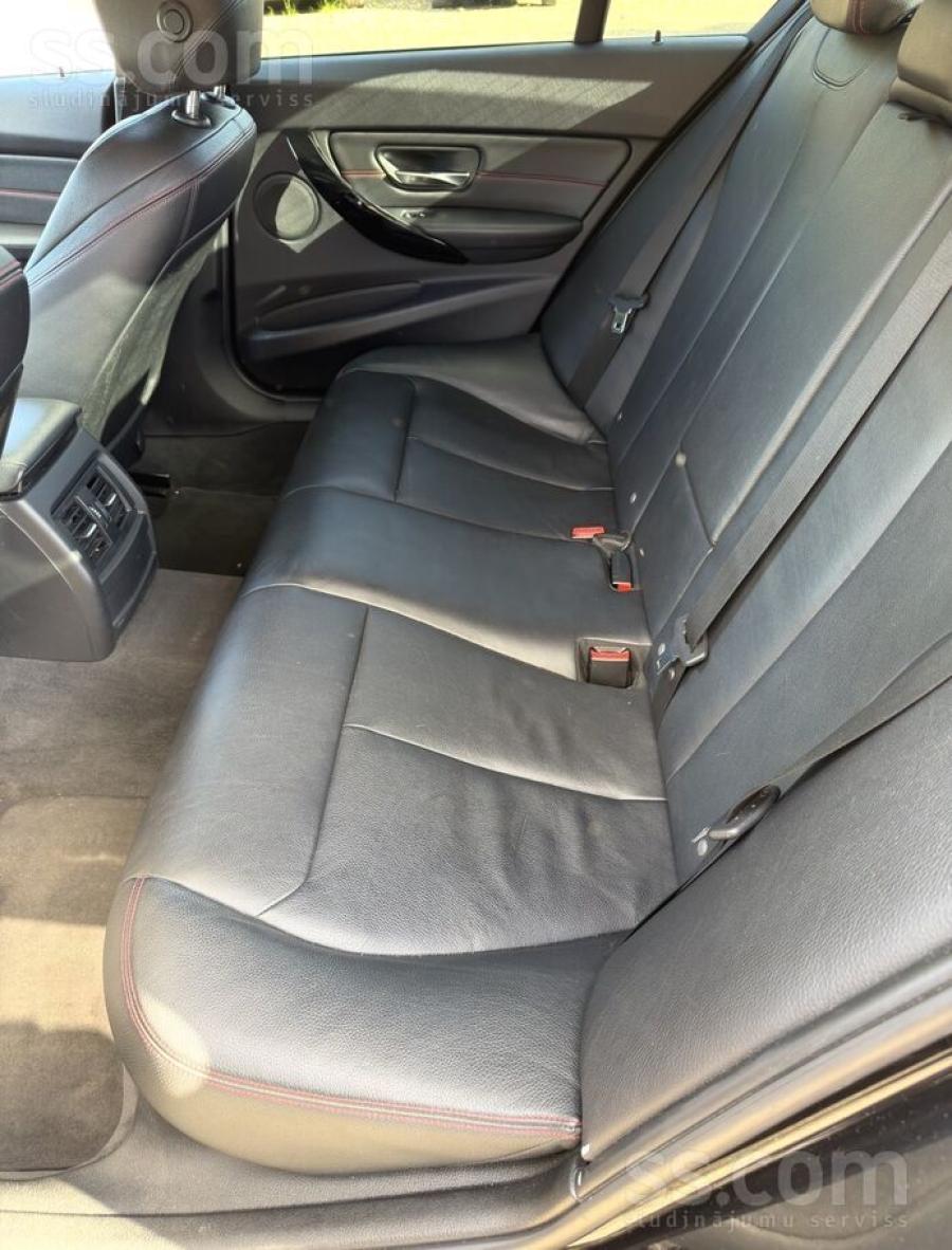 Melns BMW 318 2012 Bauska, ar dzinēja tilpumu 2.00 L un nobraukumu 289 tūkst. km par 8900 €, foto 16 vietnē AUTOMOTO.COM.LV