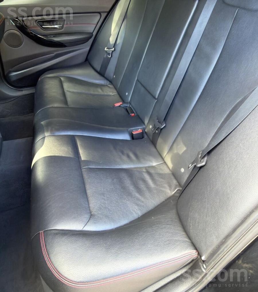 Melns BMW 318 2012 Bauska, ar dzinēja tilpumu 2.00 L un nobraukumu 289 tūkst. km par 8900 €, foto 23 vietnē AUTOMOTO.COM.LV