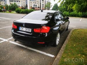 Black BMW 318 2012 in Riga, with an engine capacity of 2.00 L and mileage of 326 thousand km for 8400 €, photo 5 on AUTOMOTO.COM.LV