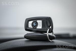 Black BMW 318 2012 in Riga, with an engine capacity of 2.00 L and mileage of 178 thousand km for 8250 €, photo 30 on AUTOMOTO.COM.LV
