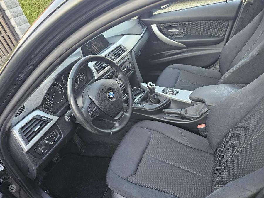 Melns BMW 318 2012 Ukmergė, ar dzinēja tilpumu 2.00 L un nobraukumu 301 tūkst. km par 6200 €, foto 4 vietnē AUTOMOTO.COM.LV