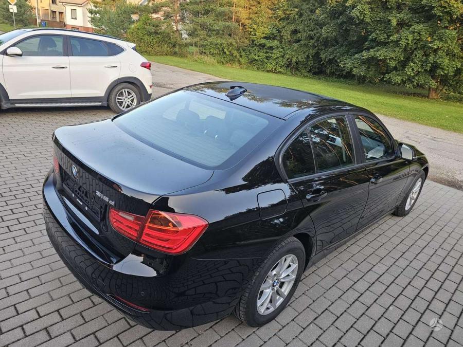 Melns BMW 318 2012 Ukmergė, ar dzinēja tilpumu 2.00 L un nobraukumu 301 tūkst. km par 6200 €, foto 17 vietnē AUTOMOTO.COM.LV