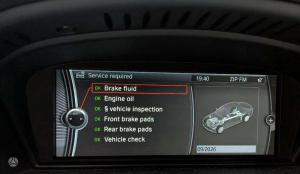 Black BMW 318 2012 in Kaunas, with an engine capacity of 2.00 L and mileage of 292 thousand km for 4900 €, photo 21 on AUTOMOTO.COM.LV