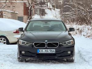Black BMW 318 2013 in Siauliai, with an engine capacity of 0.00 L and mileage of 231 thousand km for 7200 €, photo 2 on AUTOMOTO.COM.LV