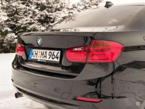 Black BMW 318 2013 in Siauliai, with an engine capacity of 0.00 L and mileage of 231 thousand km for 7200 €, photo 6 on AUTOMOTO.COM.LV