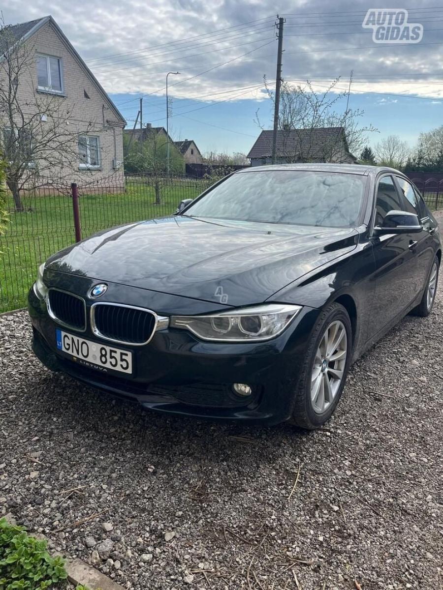 Black BMW 318 2013 in Akmene, with an engine capacity of 2.00 L and mileage of 277 thousand km for 8200 €, photo 1 on AUTOMOTO.COM.LV
