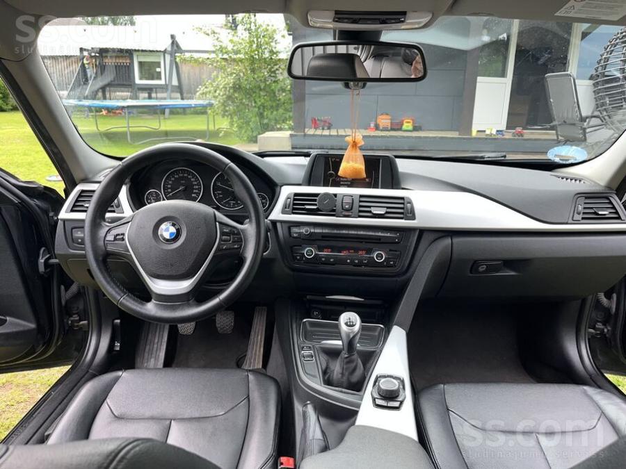 Black BMW 318 2013 in Riga, with an engine capacity of 2.00 L and mileage of 250 thousand km for 7000 €, photo 15 on AUTOMOTO.COM.LV