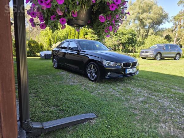 Melns BMW 318 2013 Rīga, ar dzinēja tilpumu 2.00 L un nobraukumu 251 tūkst. km par 8000 €, foto 2 vietnē AUTOMOTO.COM.LV