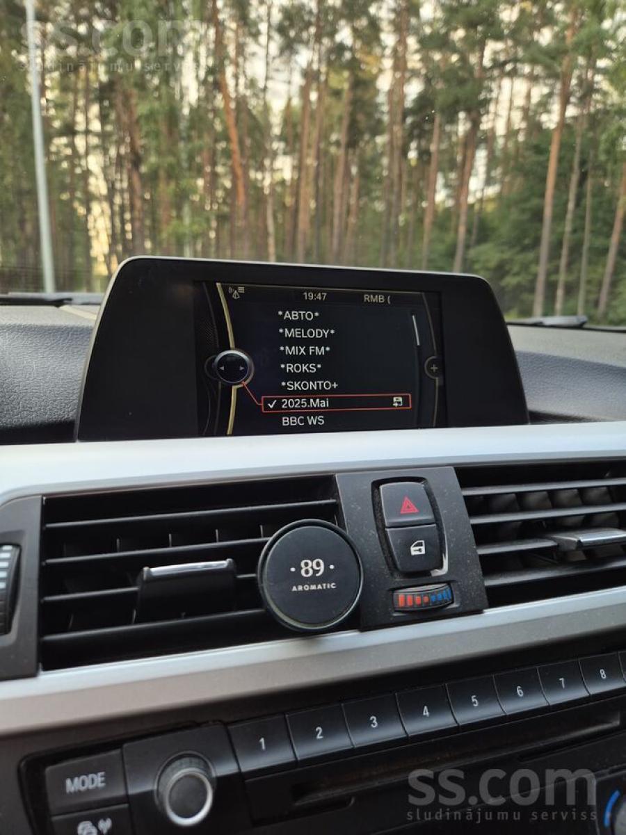 Melns BMW 318 2013 Rīga, ar dzinēja tilpumu 2.00 L un nobraukumu 225 tūkst. km par 7200 €, foto 7 vietnē AUTOMOTO.COM.LV