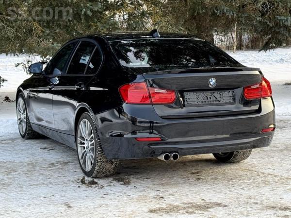 Black BMW 318 2014 in Jelgava, with an engine capacity of 2.00 L and mileage of 243 thousand km for 10800 €, photo 4 on AUTOMOTO.COM.LV