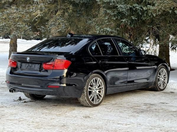Black BMW 318 2014 in Jelgava, with an engine capacity of 2.00 L and mileage of 243 thousand km for 10800 €, photo 8 on AUTOMOTO.COM.LV
