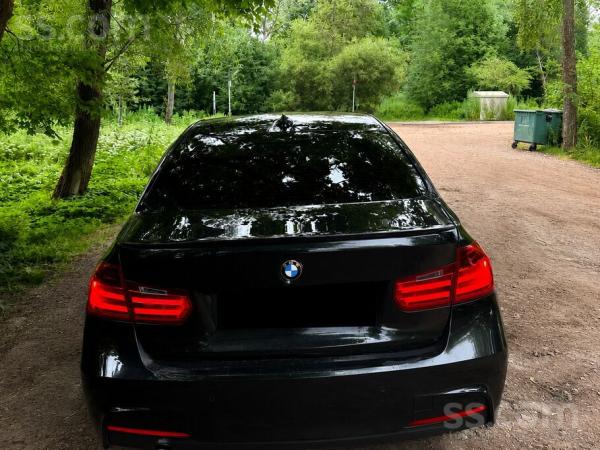 Melns BMW 318 2014 Rīga, ar dzinēja tilpumu 1.80 L un nobraukumu 218 tūkst. km par 10000 €, foto 2 vietnē AUTOMOTO.COM.LV