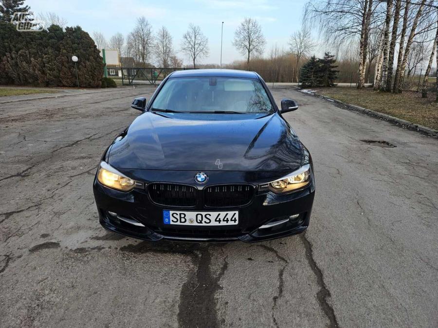 Melns BMW 318 2015 Šakiai, ar dzinēja tilpumu 2.00 L un nobraukumu 215 tūkst. km par 7499 €, foto 2 vietnē AUTOMOTO.COM.LV