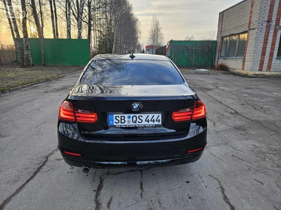 Melns BMW 318 2015 Šakiai, ar dzinēja tilpumu 2.00 L un nobraukumu 215 tūkst. km par 7499 €, foto 6 vietnē AUTOMOTO.COM.LV