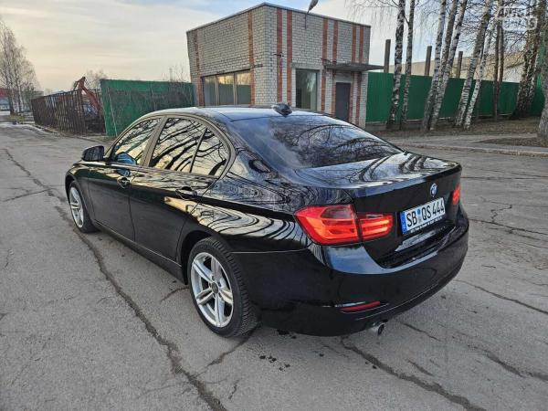 Melns BMW 318 2015 Šakiai, ar dzinēja tilpumu 2.00 L un nobraukumu 215 tūkst. km par 7499 €, foto 7 vietnē AUTOMOTO.COM.LV