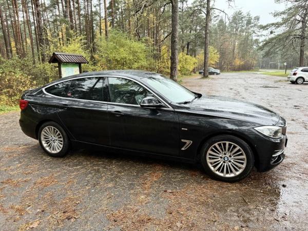 Black BMW 318 2015 in Jurmala, with an engine capacity of 2.00 L and mileage of 325 thousand km for 12800 €, photo 8 on AUTOMOTO.COM.LV