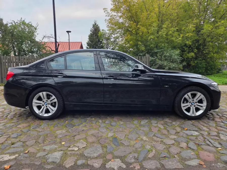 Melns BMW 318 2015 Jelgava, ar dzinēja tilpumu 2.00 L un nobraukumu 247 tūkst. km par 9900 €, foto 6 vietnē AUTOMOTO.COM.LV