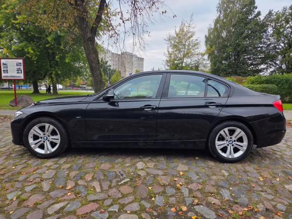 Black BMW 318 2015 in Jelgava, with an engine capacity of 2.00 L and mileage of 247 thousand km for 9900 €, photo 7 on AUTOMOTO.COM.LV