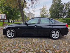 Melns BMW 318 2015 Jelgava, ar dzinēja tilpumu 2.00 L un nobraukumu 247 tūkst. km par 9900 €, foto 8 vietnē AUTOMOTO.COM.LV
