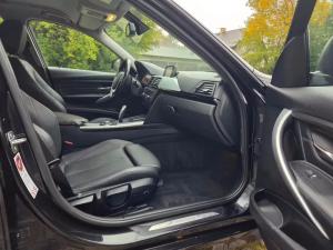 Melns BMW 318 2015 Jelgava, ar dzinēja tilpumu 2.00 L un nobraukumu 247 tūkst. km par 9900 €, foto 9 vietnē AUTOMOTO.COM.LV