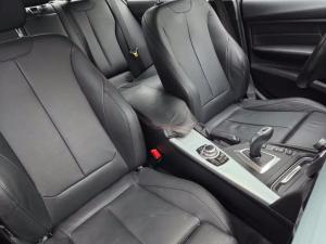 Melns BMW 318 2015 Jelgava, ar dzinēja tilpumu 2.00 L un nobraukumu 247 tūkst. km par 9900 €, foto 13 vietnē AUTOMOTO.COM.LV