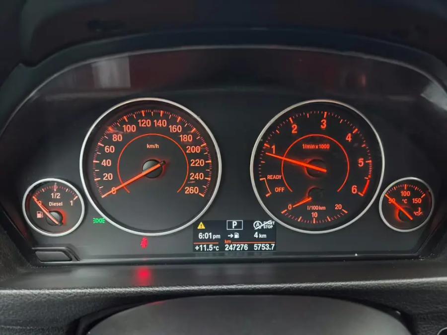 Melns BMW 318 2015 Jelgava, ar dzinēja tilpumu 2.00 L un nobraukumu 247 tūkst. km par 9900 €, foto 17 vietnē AUTOMOTO.COM.LV