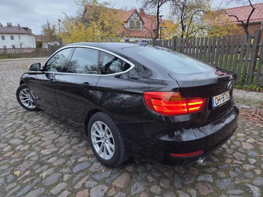 Melns BMW 318 2015 Jelgava, ar dzinēja tilpumu 2.00 L un nobraukumu 219 tūkst. km par 10600 €, foto 7 vietnē AUTOMOTO.COM.LV