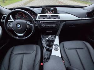 Melns BMW 318 2015 Jelgava, ar dzinēja tilpumu 2.00 L un nobraukumu 219 tūkst. km par 10600 €, foto 12 vietnē AUTOMOTO.COM.LV