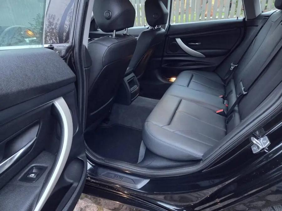 Melns BMW 318 2015 Jelgava, ar dzinēja tilpumu 2.00 L un nobraukumu 219 tūkst. km par 10600 €, foto 13 vietnē AUTOMOTO.COM.LV