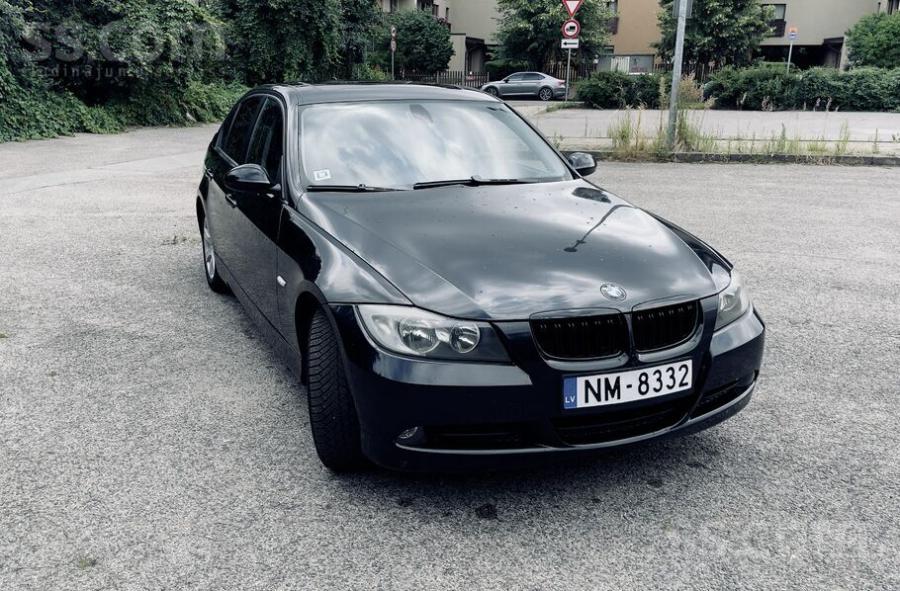 Black BMW 318 2016 in Riga, with an engine capacity of 2.00 L and mileage of 234 thousand km for 3000 €, photo 2 on AUTOMOTO.COM.LV