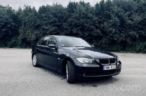 Black BMW 318 2016 in Riga, with an engine capacity of 2.00 L and mileage of 234 thousand km for 3000 €, photo 3 on AUTOMOTO.COM.LV