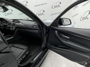 Black BMW 318 2016 in Vilnius, with an engine capacity of 1.50 L and mileage of 95 thousand km for 9900 €, photo 9 on AUTOMOTO.COM.LV