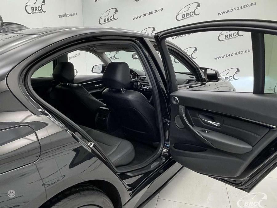 Black BMW 318 2016 in Vilnius, with an engine capacity of 1.50 L and mileage of 95 thousand km for 9900 €, photo 13 on AUTOMOTO.COM.LV