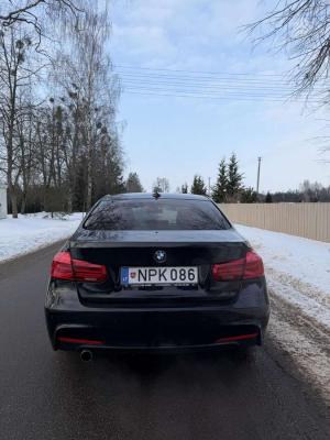 Melns BMW 318 2016 Prienai, ar dzinēja tilpumu 2.00 L un nobraukumu 311 tūkst. km par 12800 €, foto 8 vietnē AUTOMOTO.COM.LV